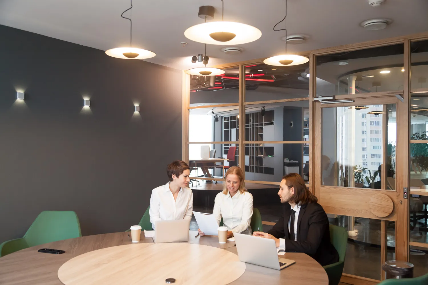 Budget-Friendly Office Interior Design Ideas for Startups & Small ...
