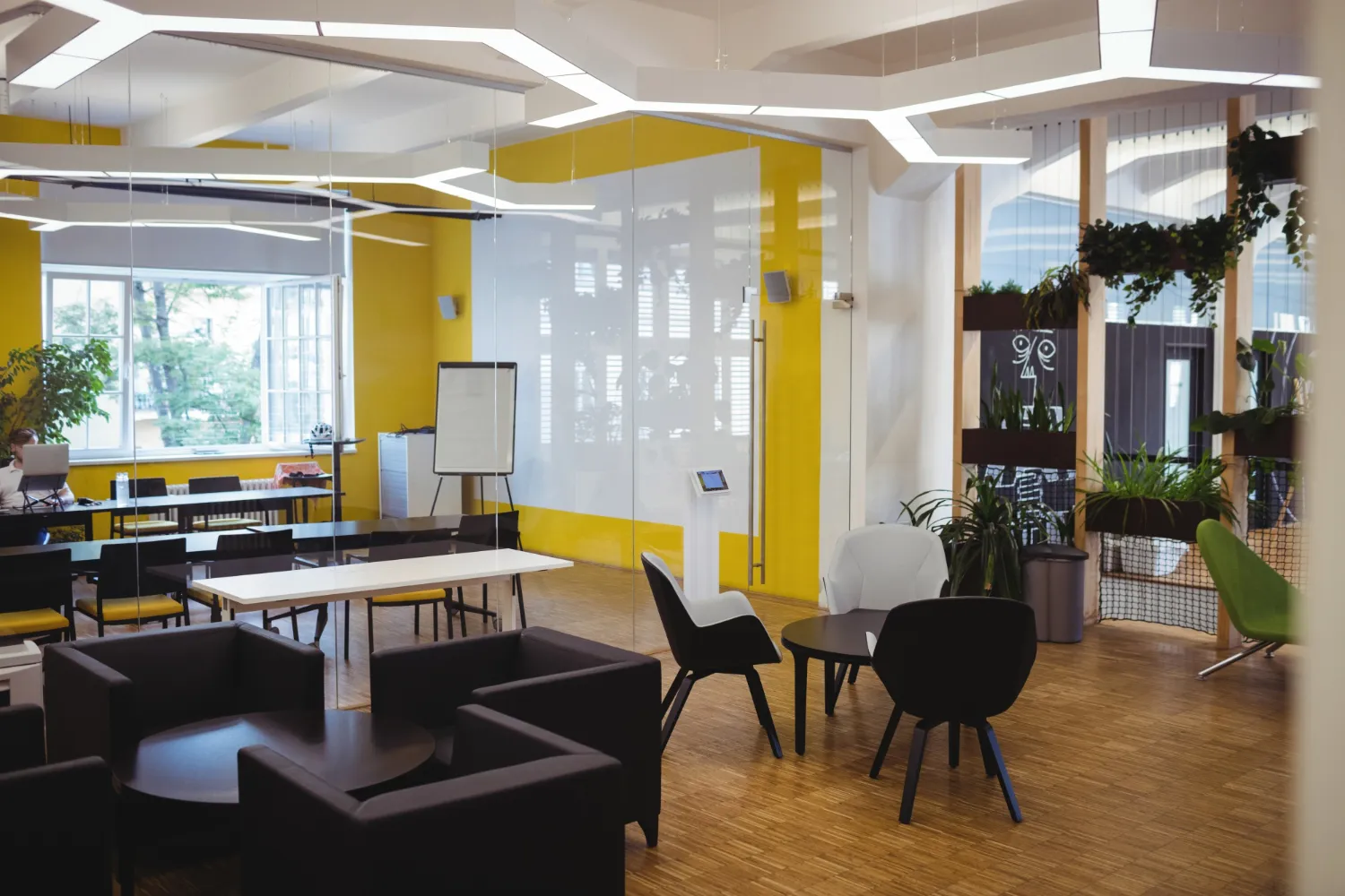 Affordable Office Interior Design in Pune for Startups and SMEs | DE Lab